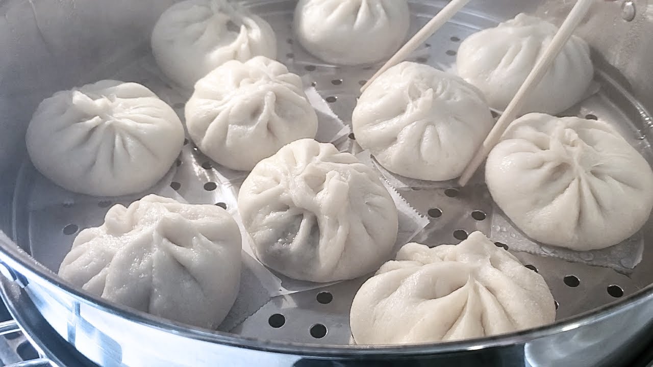 The Perfect Steamed Stuffed Buns | Baozi | 包子 - YouTube