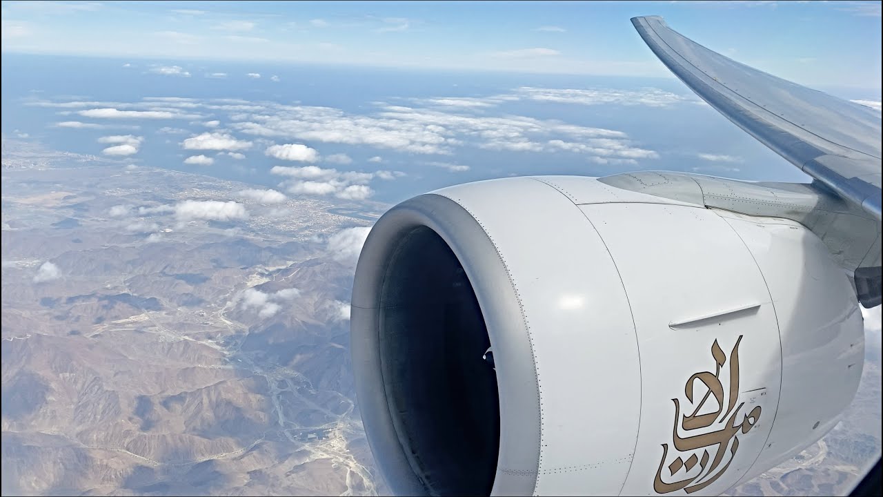 Emirates Descending & Landing in Dubai | Breathtaking Mountainous and ...
