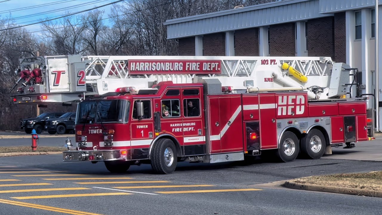 *Rare* HFD Engine 1 & Tower 2 Responding, December 2023 - YouTube