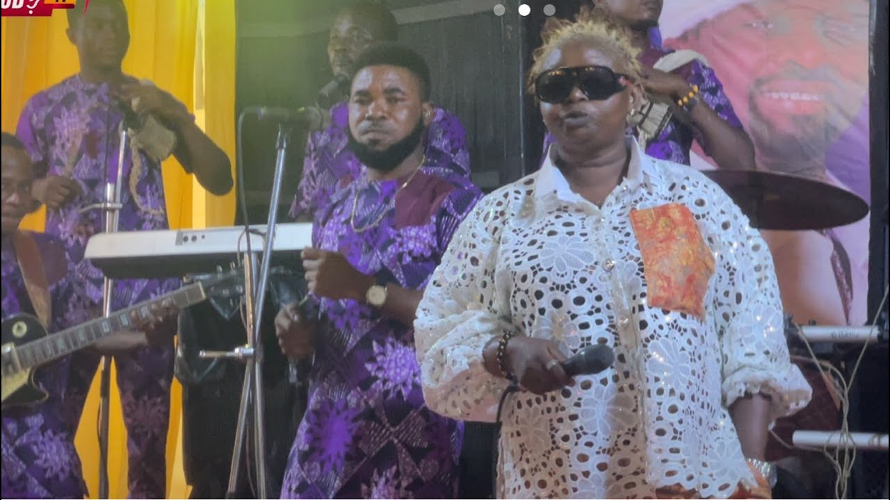 SAINT JANET PERFORMS LIKE NEVER BEFORE TO THRILL ACTRESS BUKKY SMART AT ...