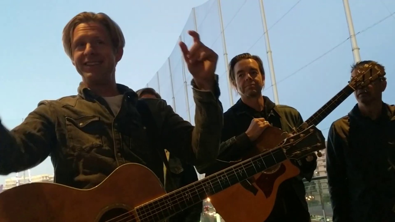 Jon, your fly is down | Switchfoot VIP Soundcheck | Las Vegas - YouTube
