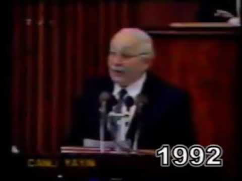 Yıl 1992 Erbakan Hoca kürsüde Bugunleri anlatıyor..