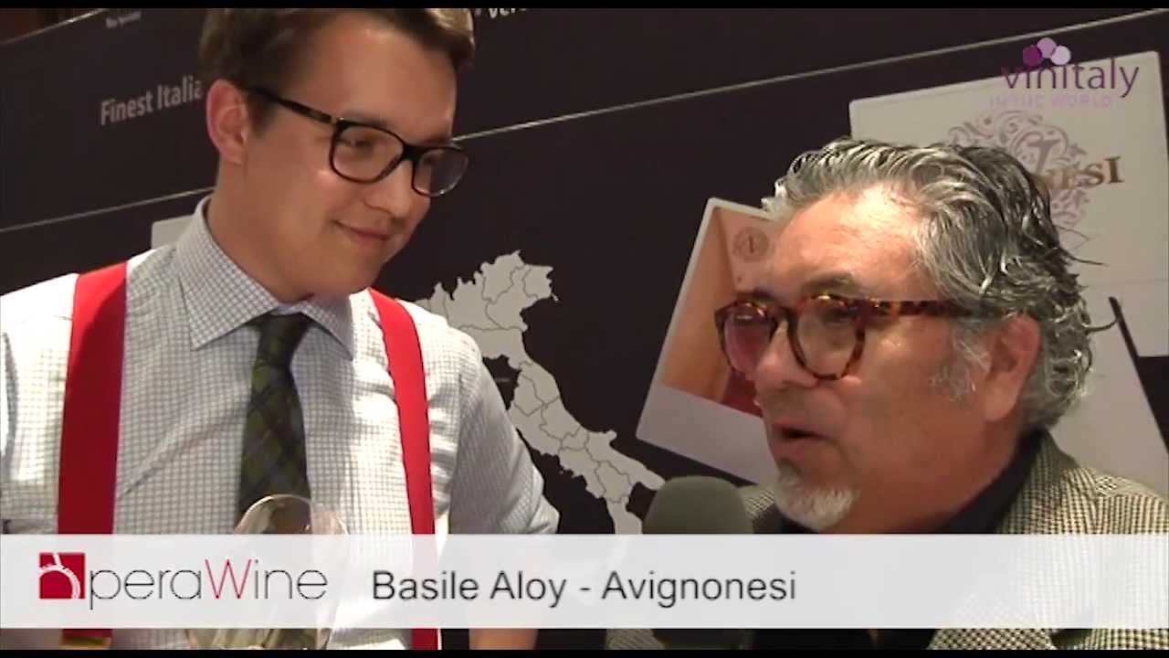 OperaWine - Charlie Arturaola interviews Basile Aloy - Avignonesi - YouTube
