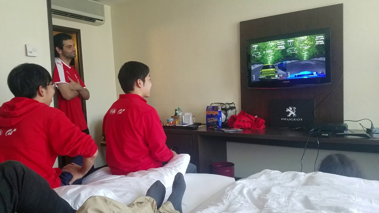 GT Sport | FIA World Tour Austria 2019 | Mitsubaru Battle! - YouTube