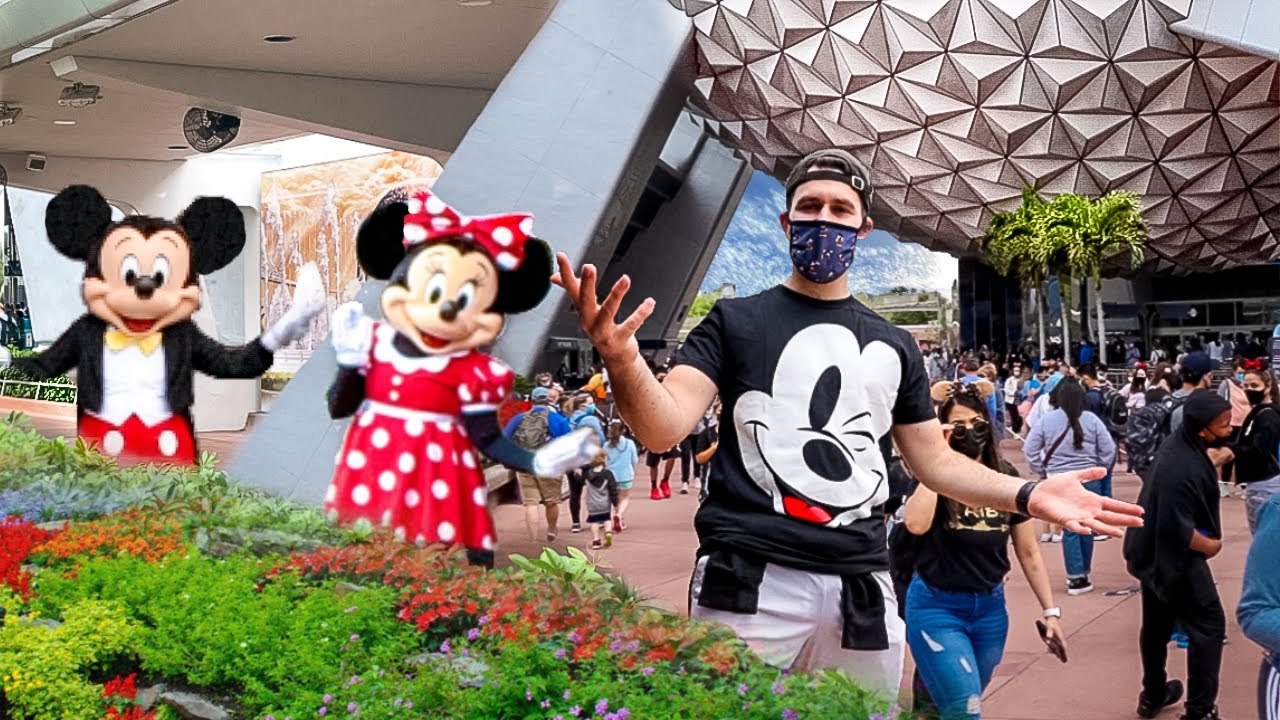 Back At Disney World | NEW Mickey And Minnie Meet And Greet | CROWDS ...