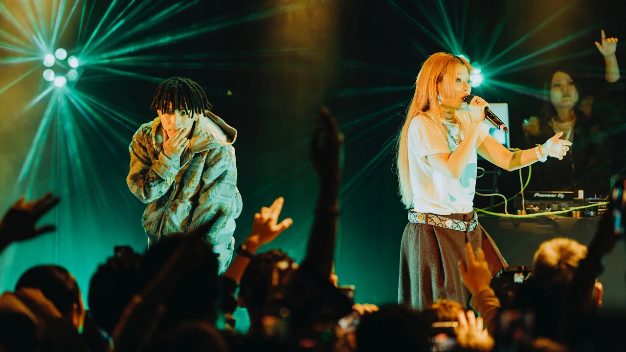 Charlu - Life's Too Short feat. Tepa Roucci (Live at WWW X) - YouTube
