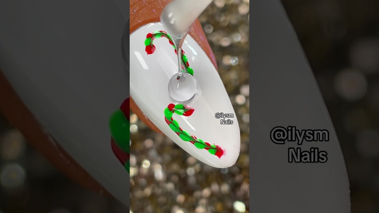 Yummy Candy Cane Nail Art for December 💚 ️ #nailart #nails #beautyhacks ...