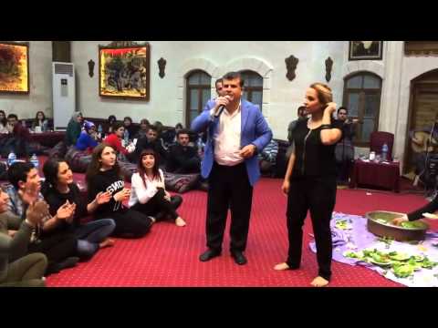 Seda Tripkolic Bahçada Yeşil Çınar Urfa Sıra Gecesi