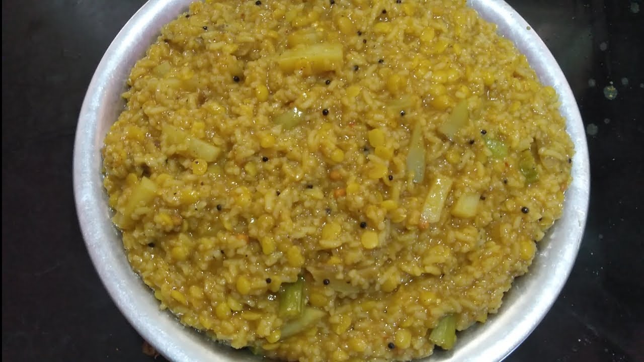 sambar saatham recipe / சாம்பார் சாதம் தயார் செய்வது எப்படி ? / தேவையான ...
