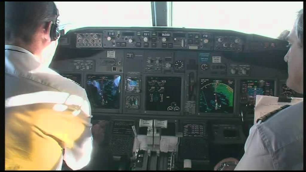 CPDLC training - YouTube