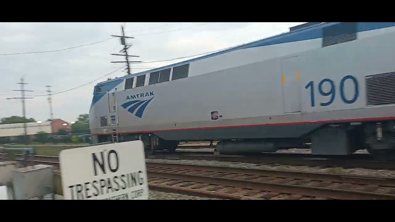Amtrak 95 switches tracks heading eastbound - YouTube