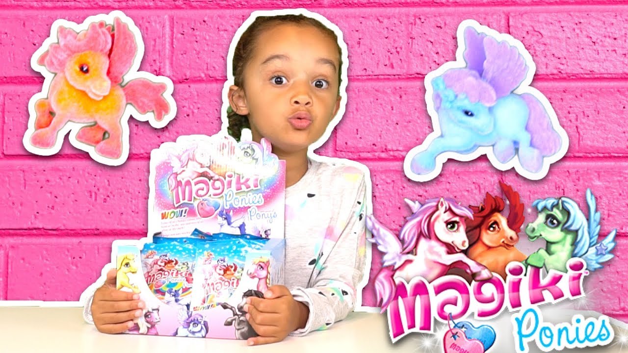 FULL CASE OF MAGIKI PONIES AND A GIVEAWAY - BLIND BAG OPENING FOR KIDS ...