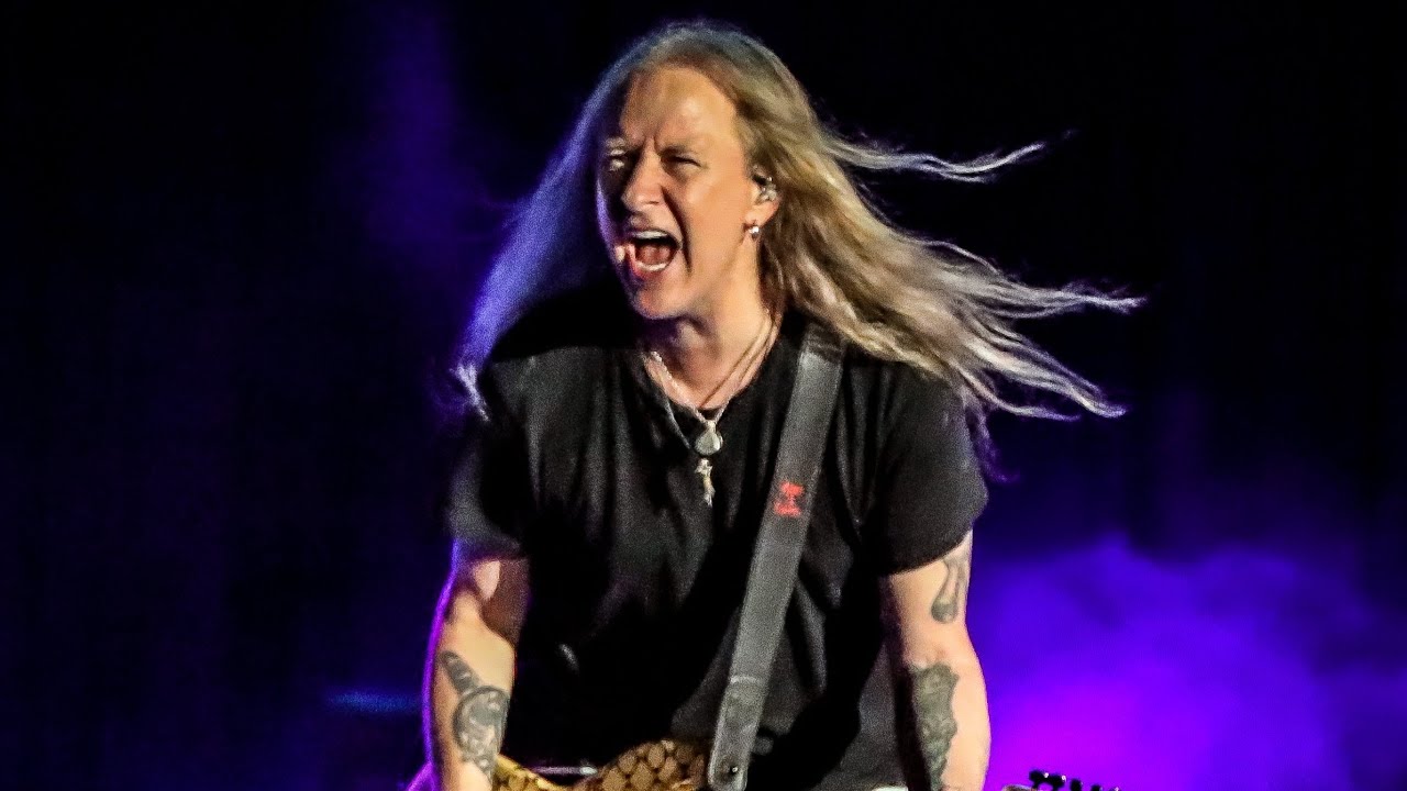 Alice In Chains - Them Bones - Denver - YouTube