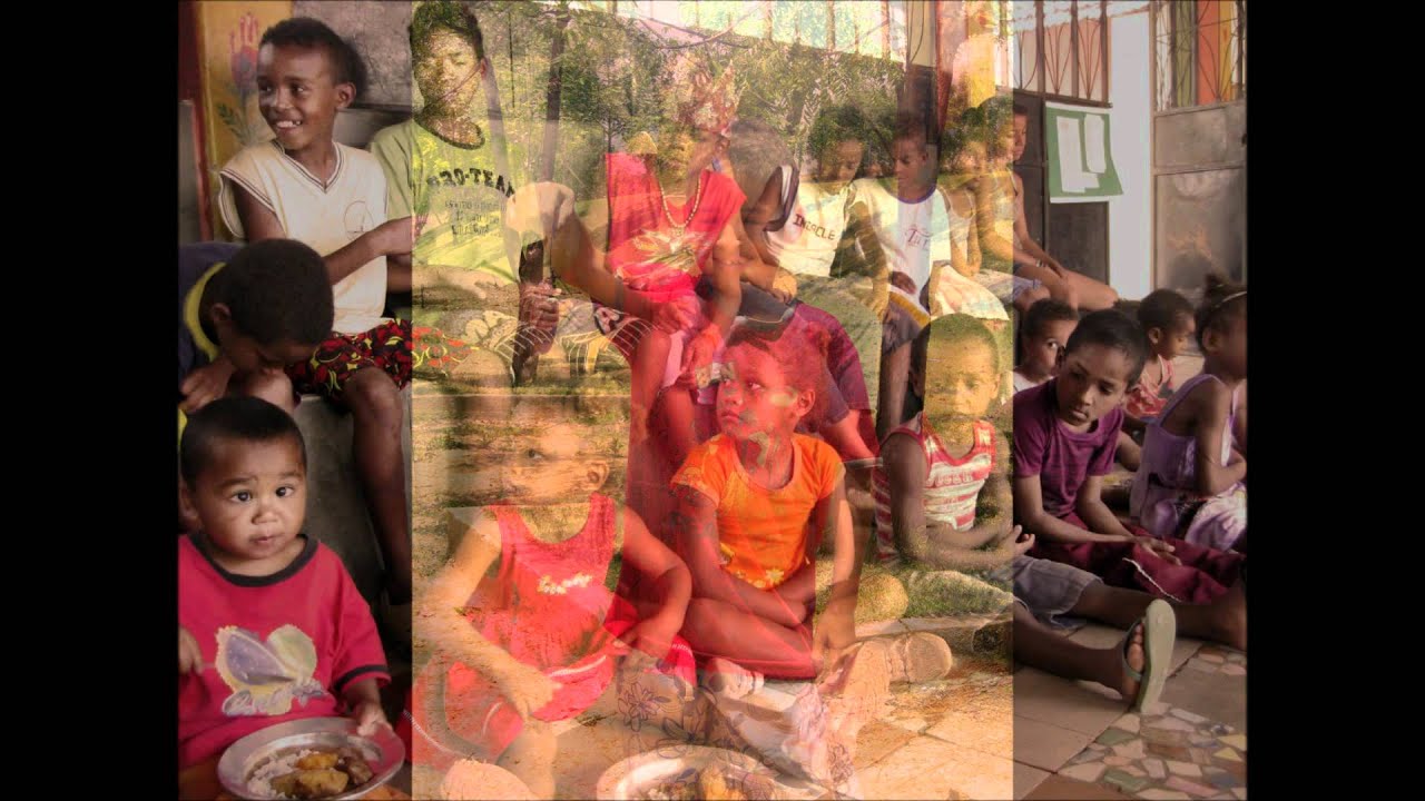 Orphanage life Brasil 2011 - YouTube