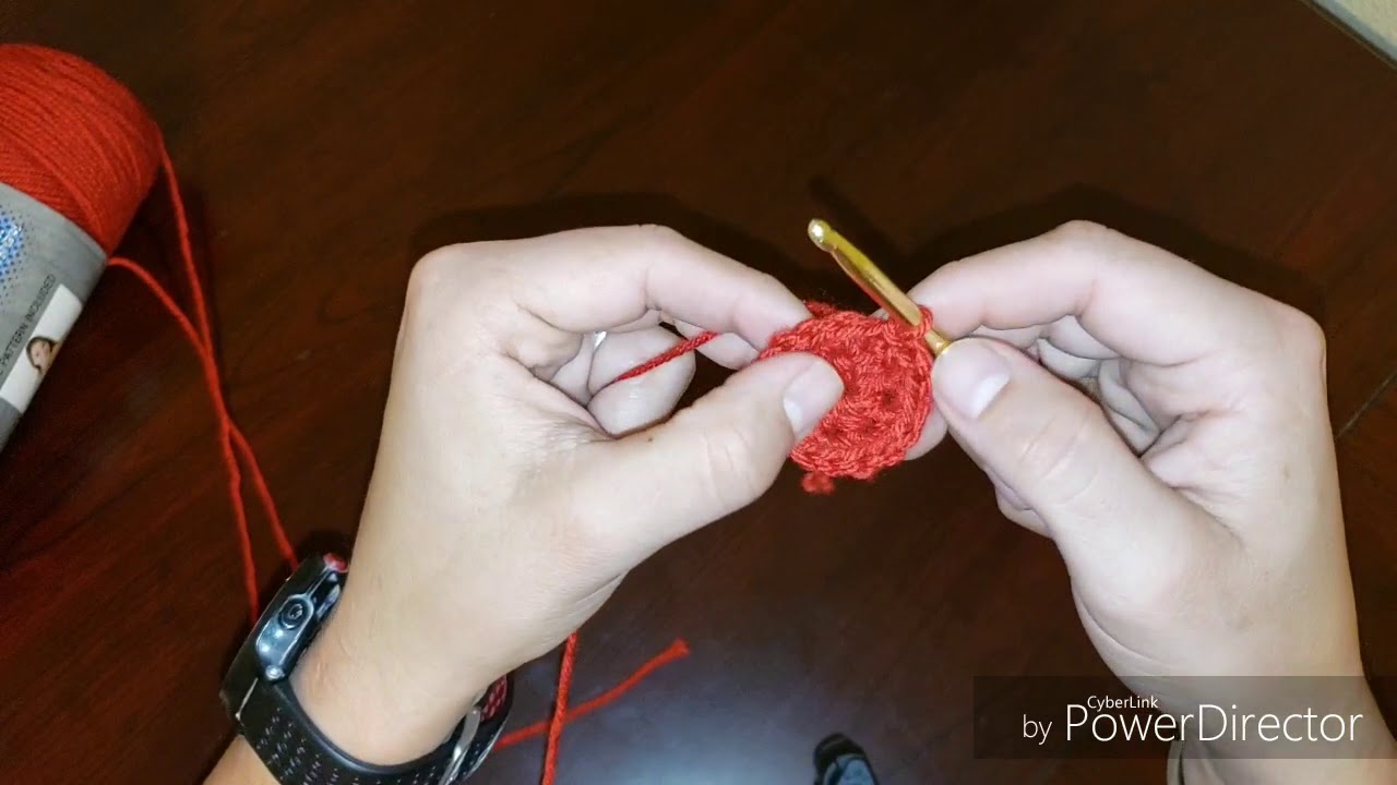Chrocheting a Nose Beanie - YouTube