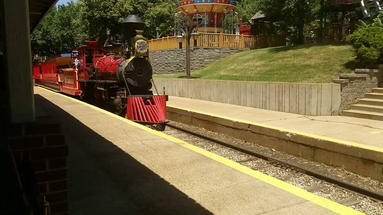 Steam Train at Six Flags St. Louis - YouTube