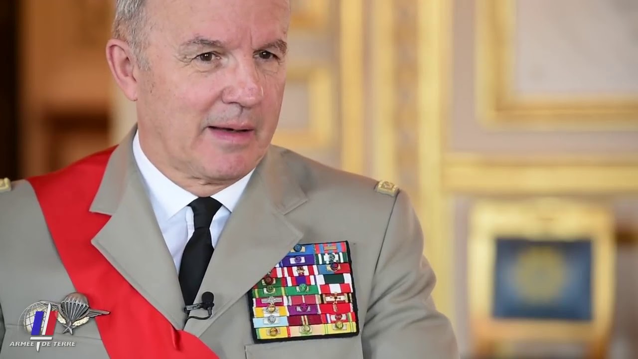 Portrait du major Martin, sous officier le plus décoré de France - YouTube