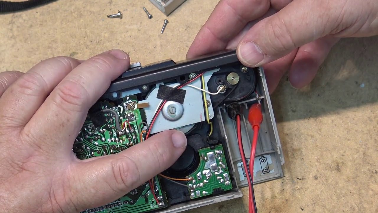 Vintage Rare Sony Walkman WM1 from 1981 full tear down and reassemble ...