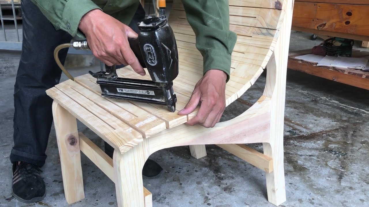 Great Furniture Designs - DIY Zig Zac Chair is Very Comfortable and ...