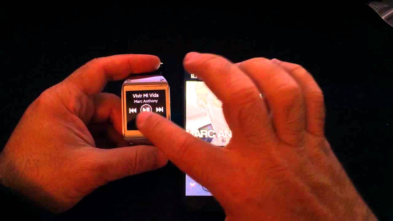 Samsung Galaxy Gear Tip: How to use the media controler - YouTube