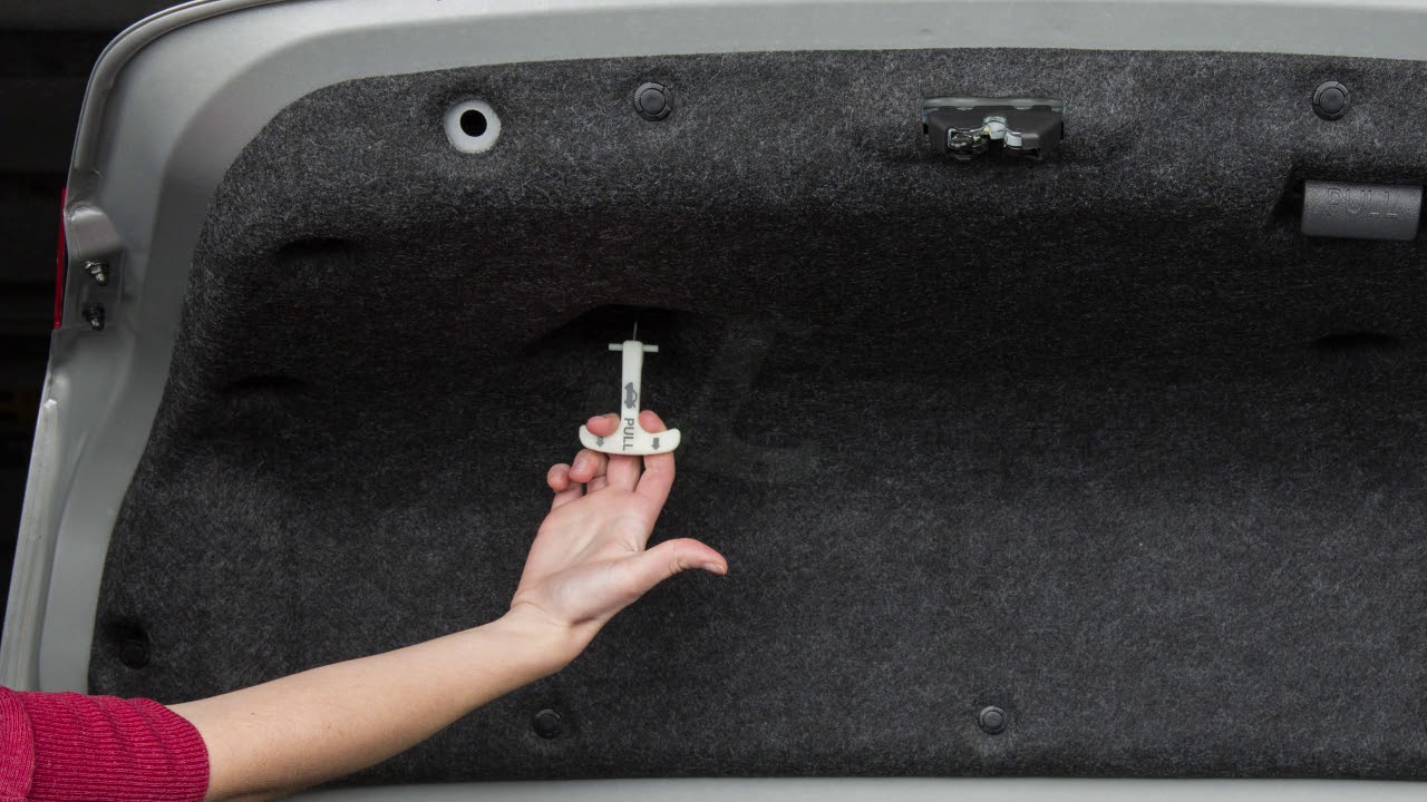 2021 Nissan Maxima - Interior Trunk Lid Release - YouTube