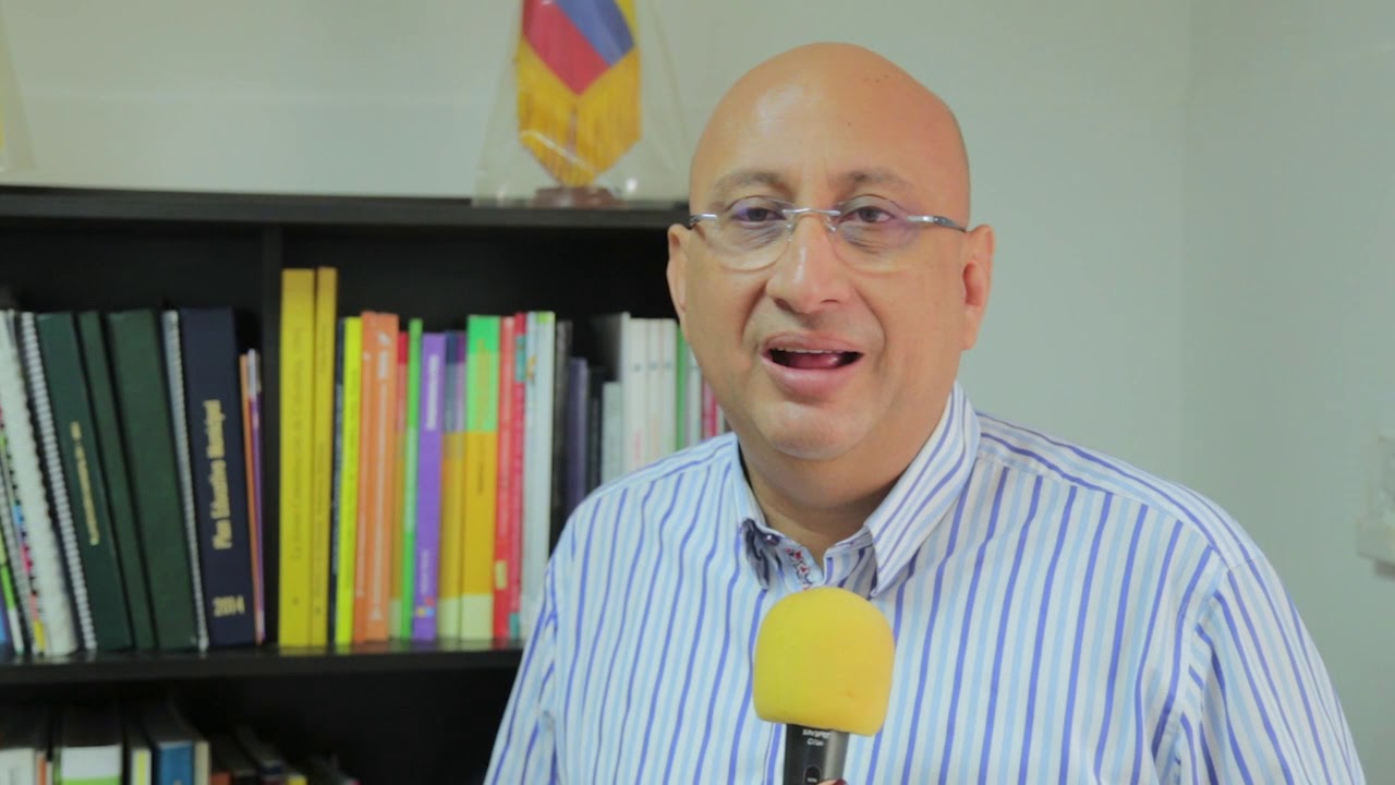 Luis Gabriel Taboada, nuevo secretario de educación del Distrito - YouTube