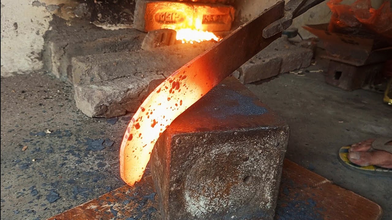 How to | Froging a Steel Hunting Knife | Knife Making process.Blacksmith - YouTube