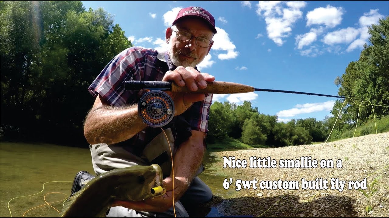 Six foot 5wt fly rod with a nice little smallie - YouTube