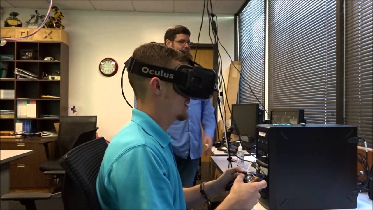 Virtual reality on campus - YouTube