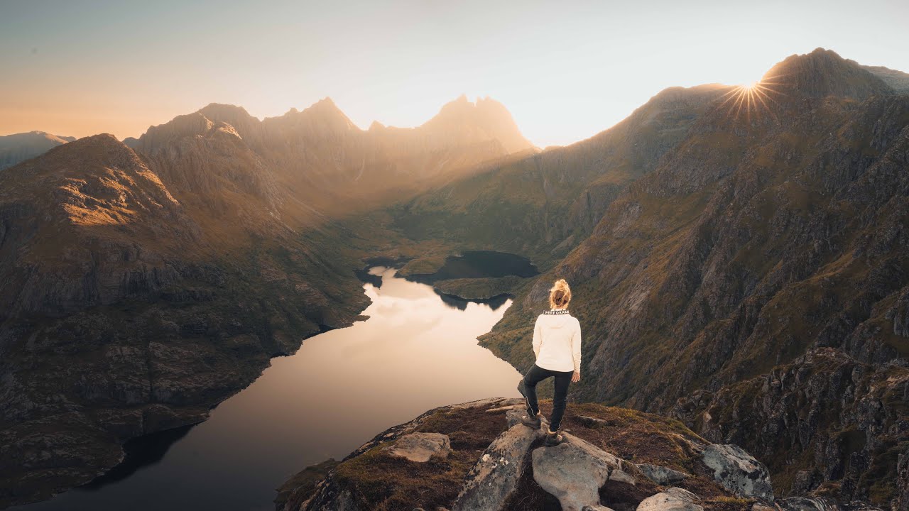 Tindstinden hike - Moskenesøya | Lofoten Islands | Norway - YouTube