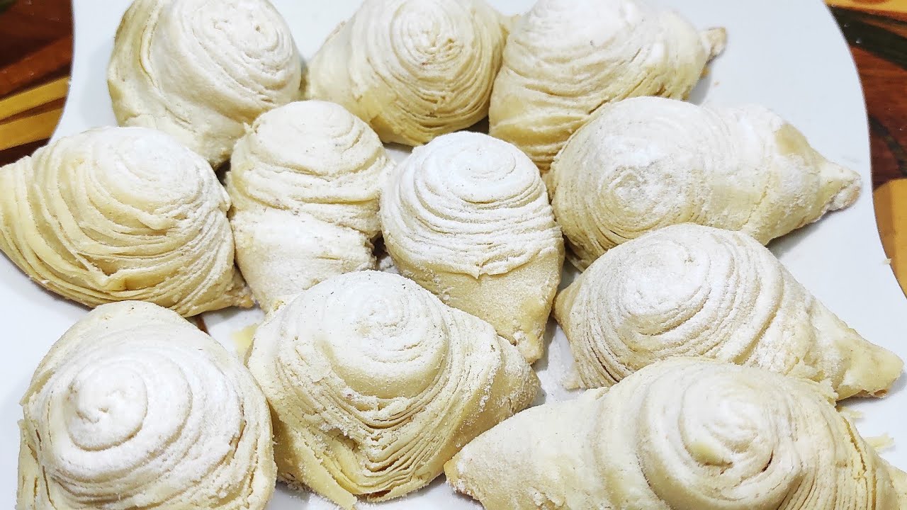 Badambura - Sweet Almond Pastry | Badambura Resepti. Nefis Azerbaycan ...