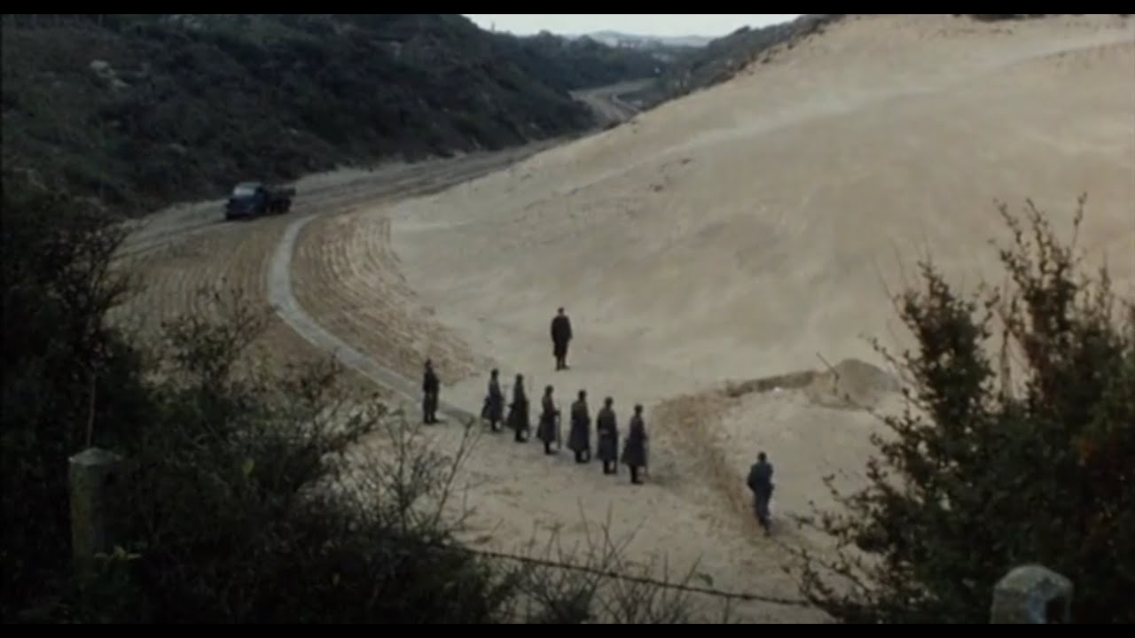 Soldier Of Orange (1977) SS firing squad - YouTube