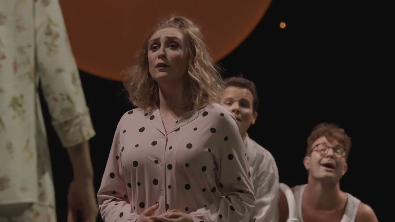 Louise Kemény: Helena (Britten MSND) "Injurious Hermia" - YouTube