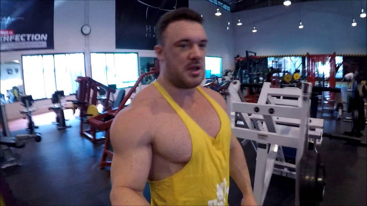 bodybuilder in Thailand workout vlog dr tony huge - YouTube