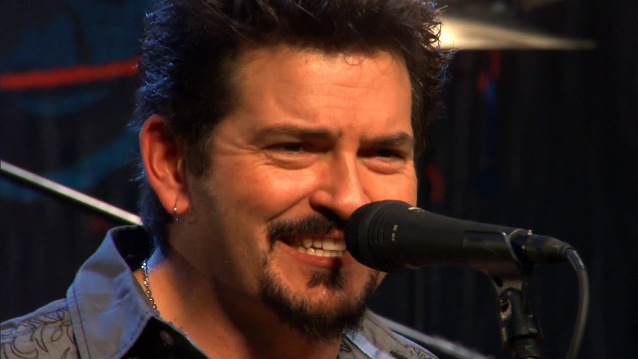 Mike Zito & The Wheel "Roll On" LIVE on The Texas Music Scene - YouTube
