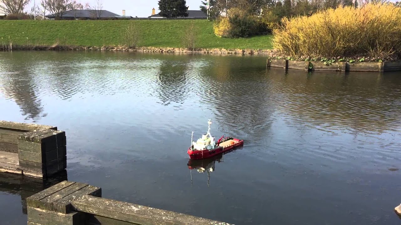 RC ship Aziz first test run - YouTube