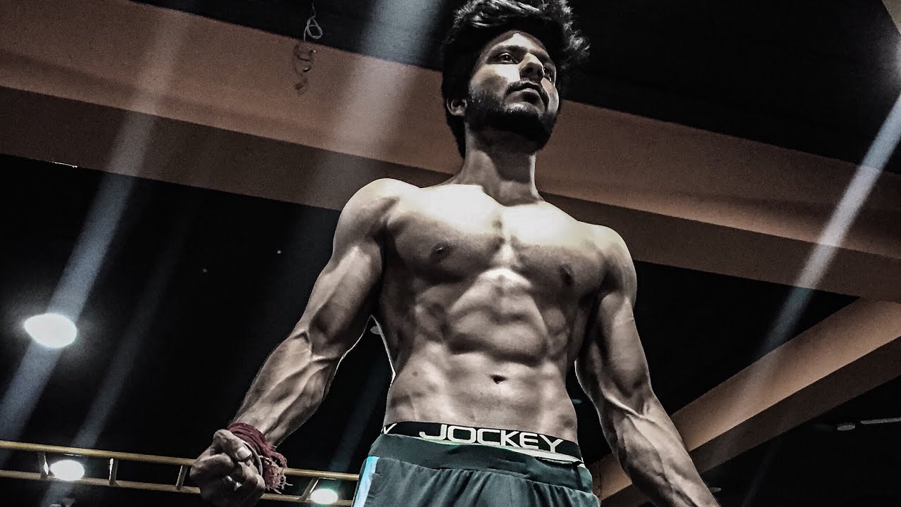 My Powerlifting Split : Chest & Triceps |Tuesday & Friday - YouTube