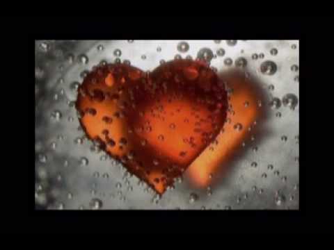 Η ΒΡΟΧΗ - ΟΠΙΣΘΟΔΡΟΜΙΚΗ ΚΟΜΠΑΝΙΑ - YouTube Music