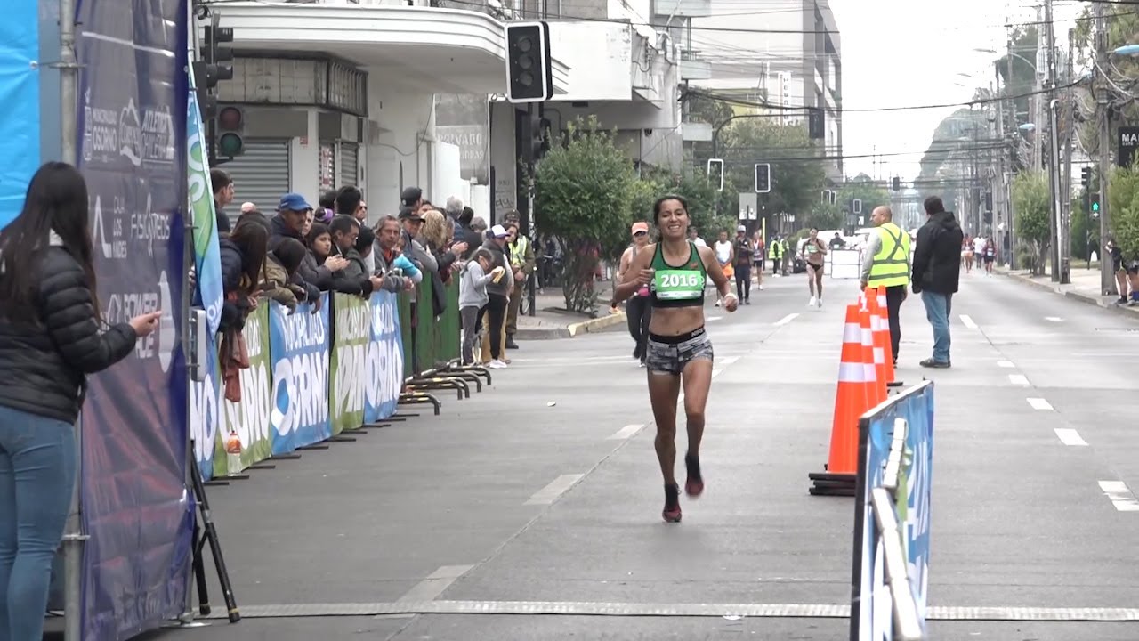 Tvinet » Más de mil deportistas fueron parte de la media maratón ...