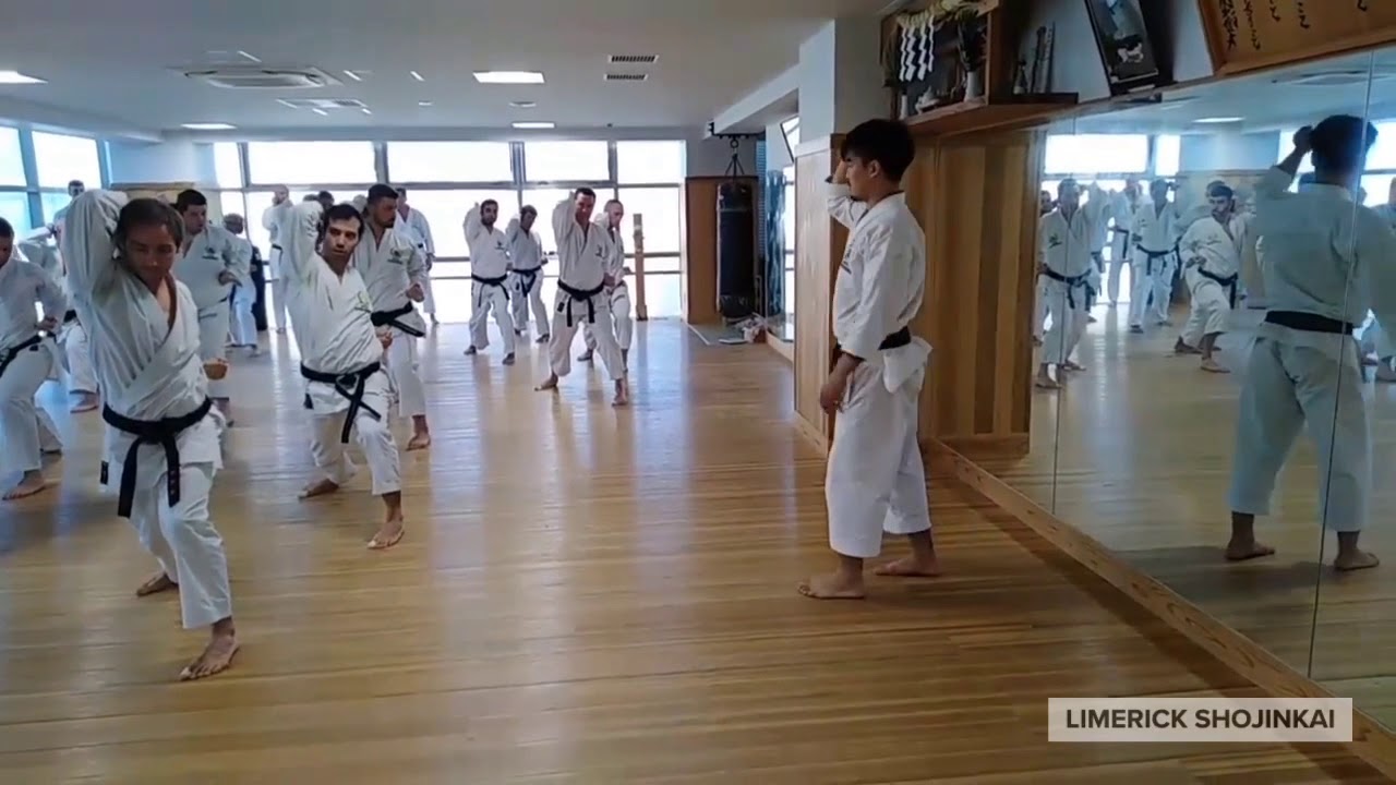 Arimoto Sensei teaches Nijushiho JKS Honbu Dojo - YouTube