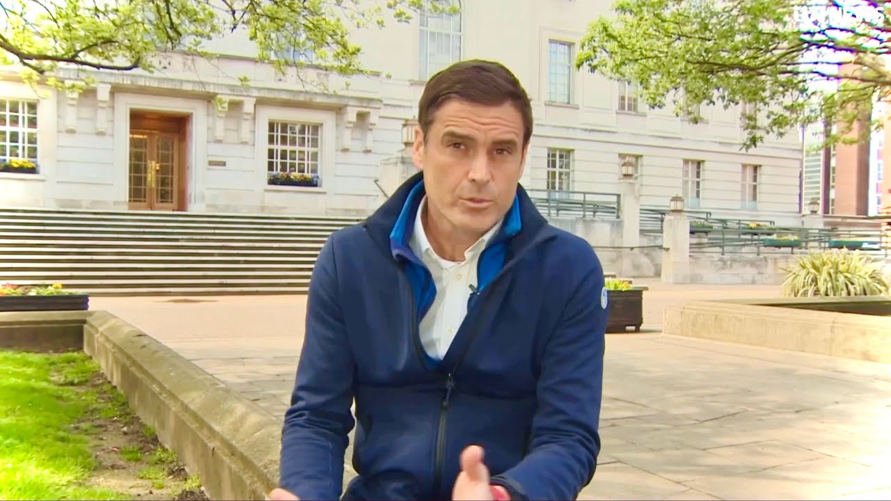 London Primary Schools Closing Due To Falling Pupil Numbers - YouTube