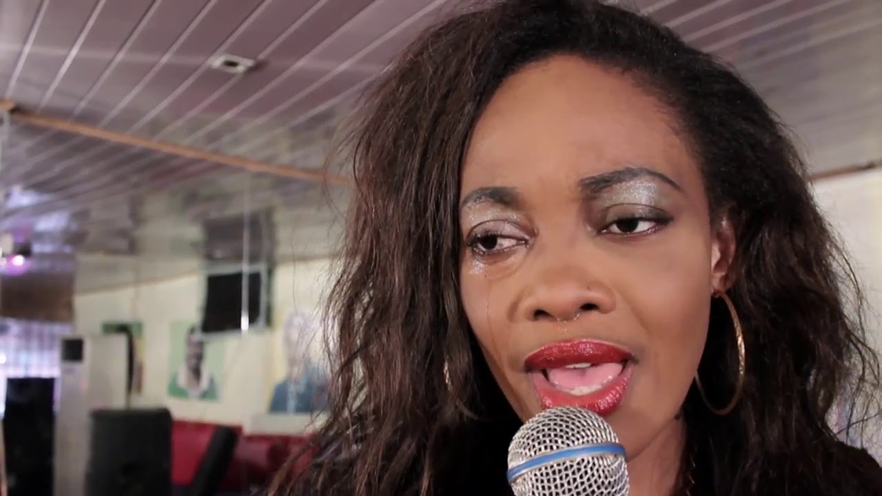 BANDE ANNONCE ORLY - YouTube