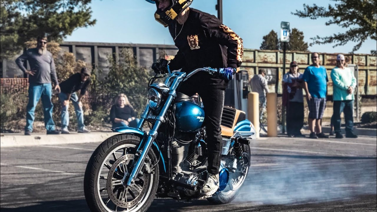Harley Davidson Shows - YouTube