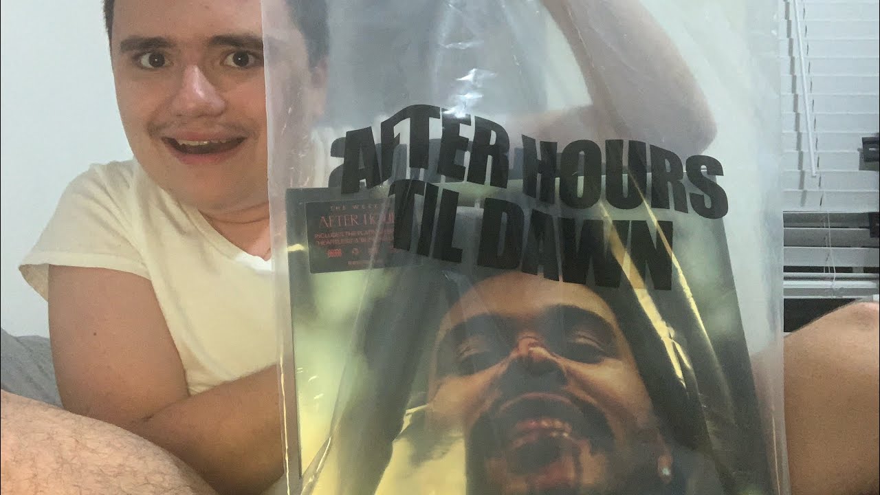 UNBOXING MY Weeknd AFTER HOURS TILL DAWN MERCH FROM MIAMI - YouTube