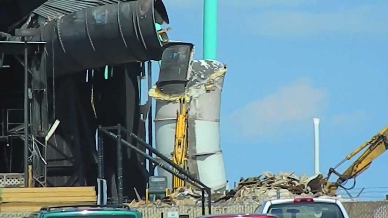 Cedar Point August 20, 2012 with Disaster Transport Demolition - YouTube