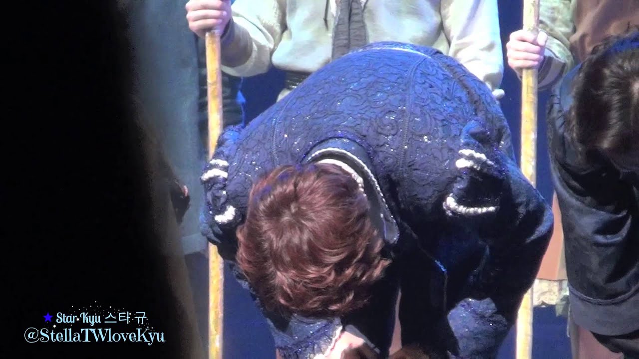 [Fancam] 150326 Robin Hood musical Curtain Call (로빈훗 커튼콜) KYUHYUN (규현 ...