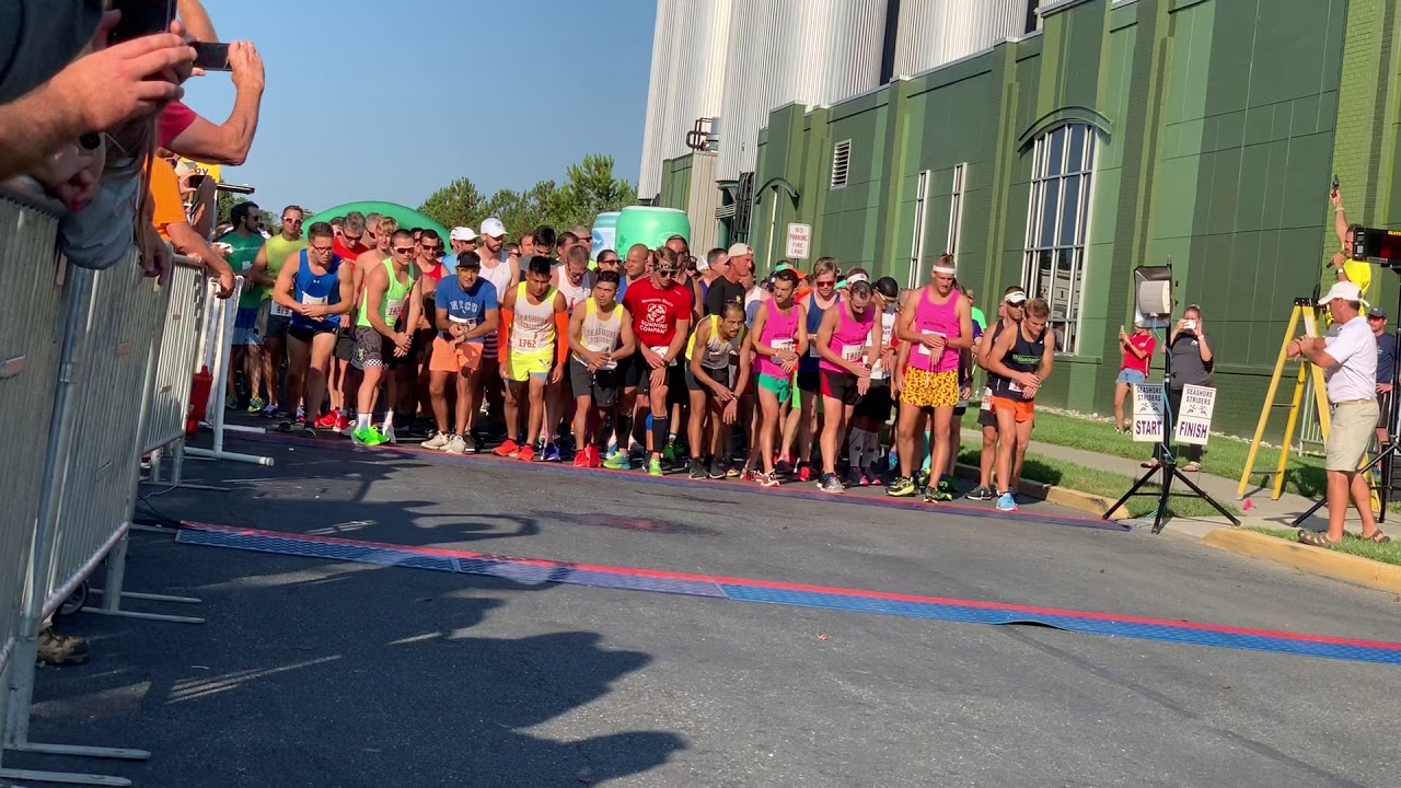 Start line Dogfish Dash 2019 - YouTube