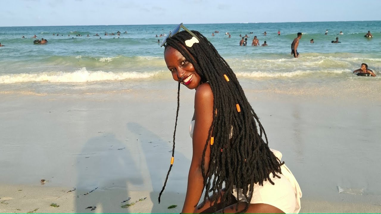 BEST BEACH HOTEL IN DIANI ,KENYA//BURBEQUE// DINNER//NIGHTLIFE - YouTube