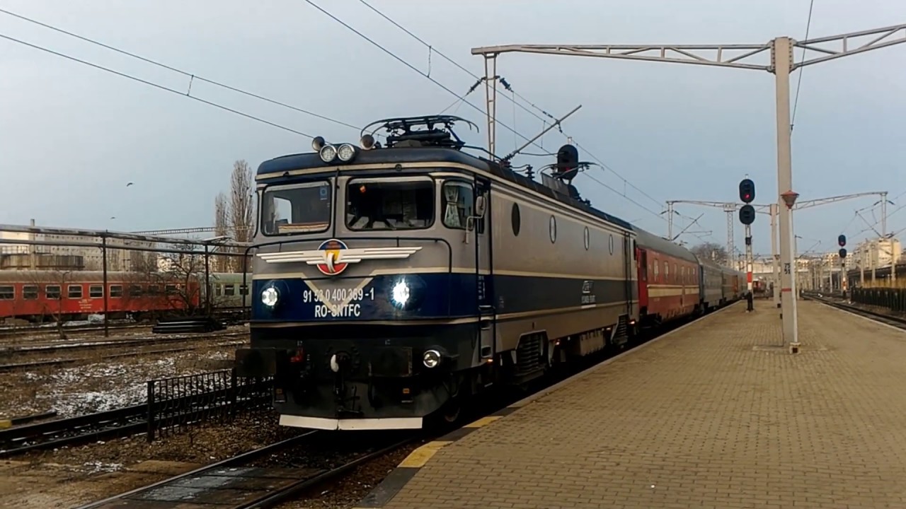 Trenuri in Iasi \ Trains in Iasi - YouTube