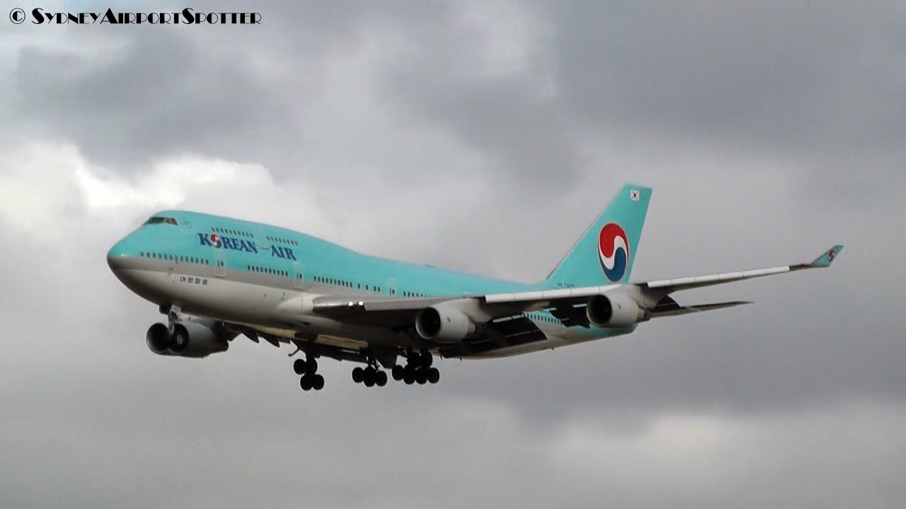 Korean Air 747-400 HL7402 - Landing 16R Sydney - Seoul Incheon ...